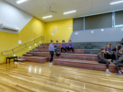 Virtual Tour - Featherbrook P9 College