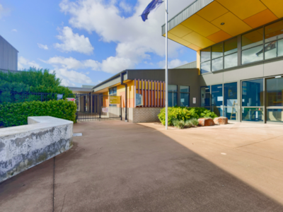 Virtual Tour - Featherbrook P9 College